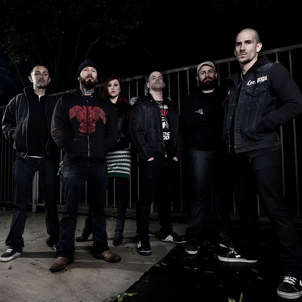 Bleeding Through | portALTERNATIVO