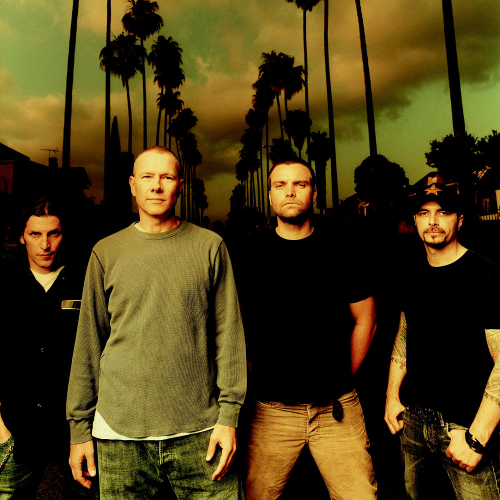 Helmet | portALTERNATIVO