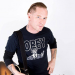 Corey Taylor y Duff McKagan trabajan juntos en un proyecto ...